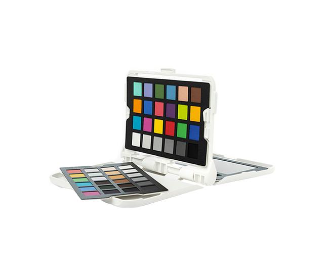 Cathay Photo | Datacolor Spyder Checkr Photo