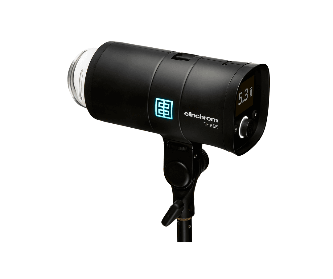 Cathay Photo | Elinchrom THREE Off-Camera Flash Kit