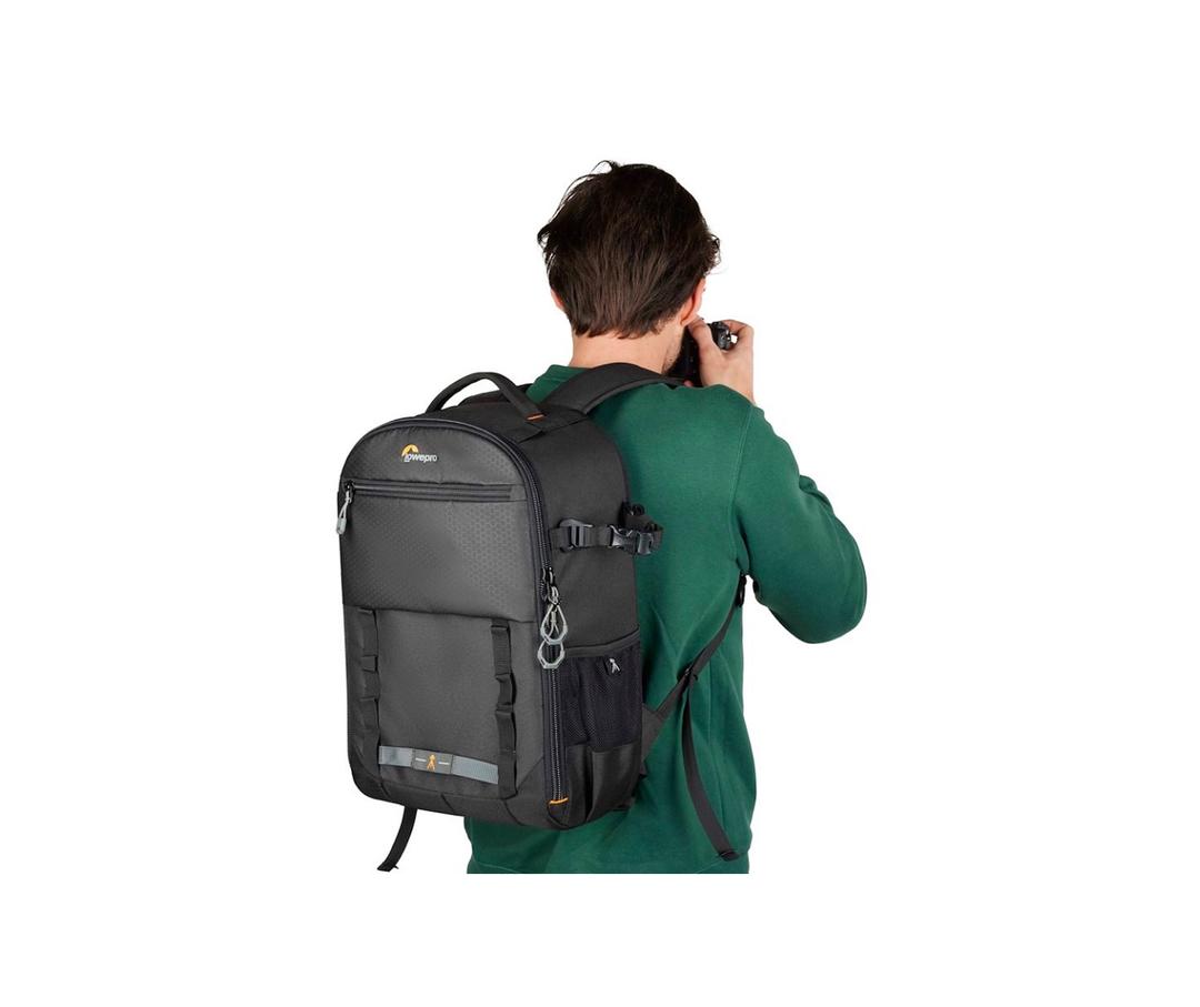 Cathay Photo | Lowepro Adventura BP 300 III (Black)