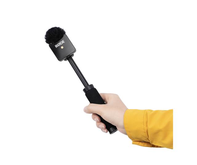 Cathay Photo | SmallRig RODE Wireless Go Handle for Interview Using…