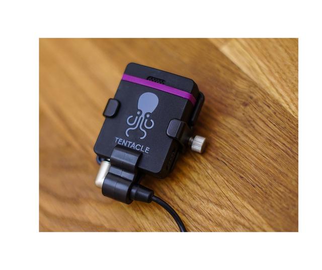 Cathay Photo | Tentacle Sync E Bracket by Lanparte